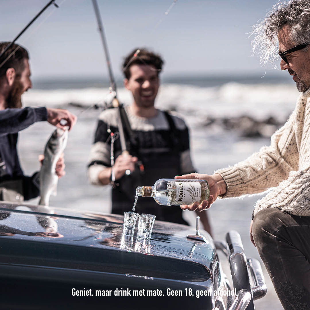 Nobels Jenever 35% 0,7l – Flaschenbar